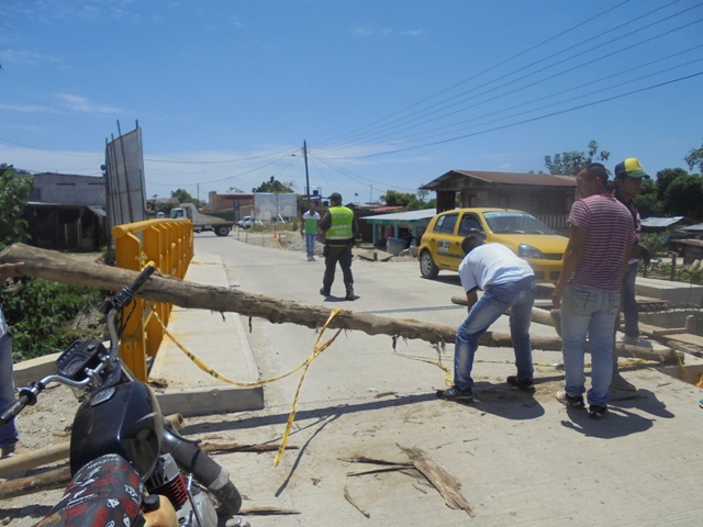 Manifestación pacífica en Orito Por incumplimiento del inicio de pavimentación Yarumo - Orito
